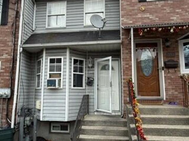 331 Glen Avenue | Compass