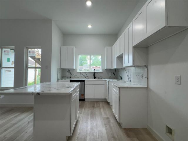 331 Delaware St