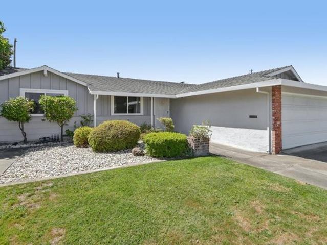 331 E Pacific Ave, Fairfield, CA 94533