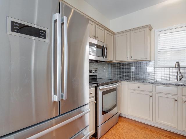 331 fountain river dr