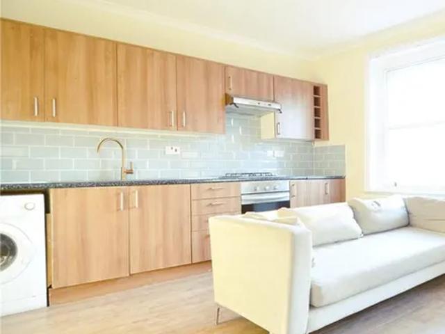 331 Kennington Road, London, SE11 4BA, United Kingdom | 4 bed apartment for rent #140226302 | Rentberry