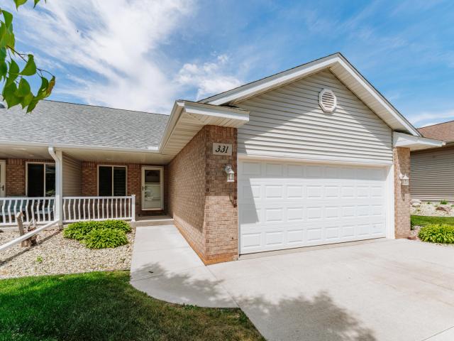 331 Lauren Ln