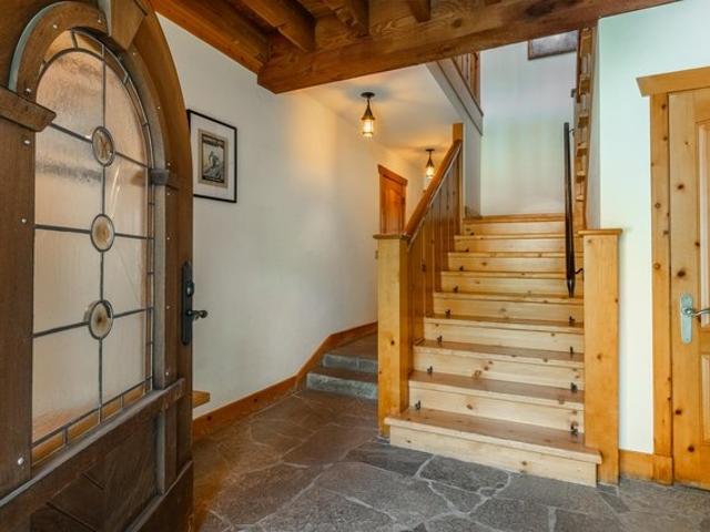 331 Monterey Cir, Mammoth Lakes, CA 93546