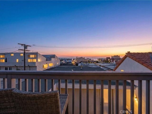 331 Manhattan Ave, Hermosa Beach, CA 90254