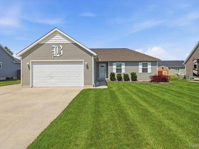331 Marion Ave, Kimball Township, MI 48074