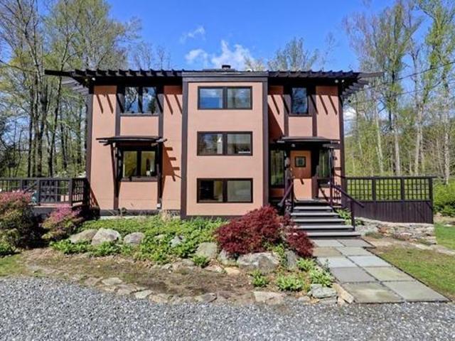 331 Miller Rd, Bethany, CT 06524