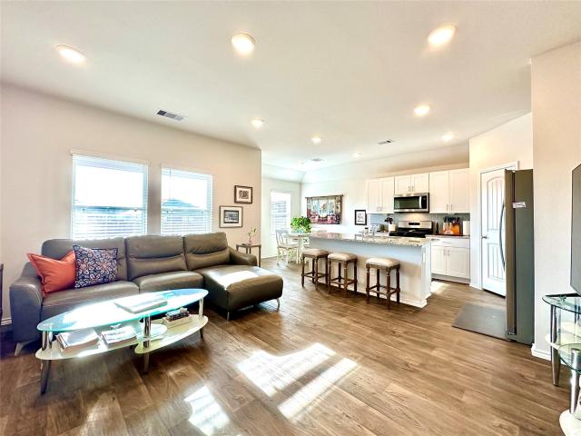 331 N Richland Dr