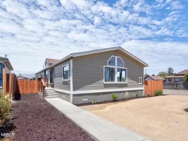 331 S N ST, LOMPOC, CA 93436 Single Family Residence For Sale.