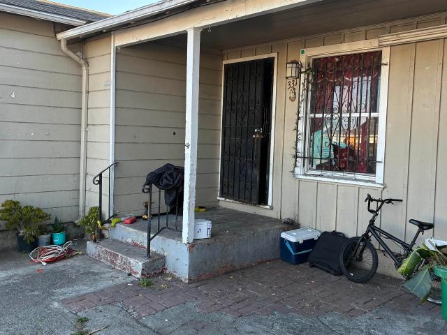 331 Stoneford Ave