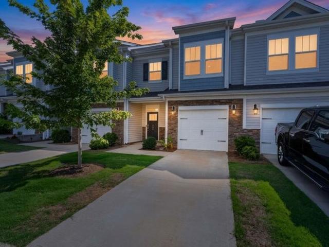331 Sudduth Farms Dr, Greer, SC 29650
