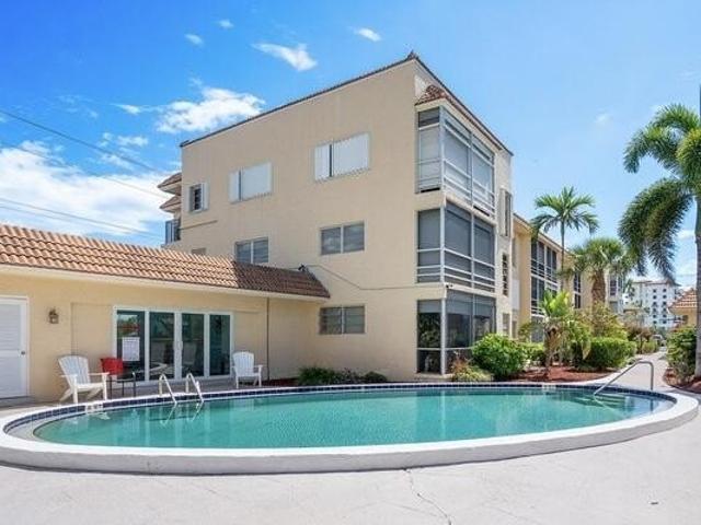 331 SW 8th St Apt 2C, Boca Raton, FL 33432