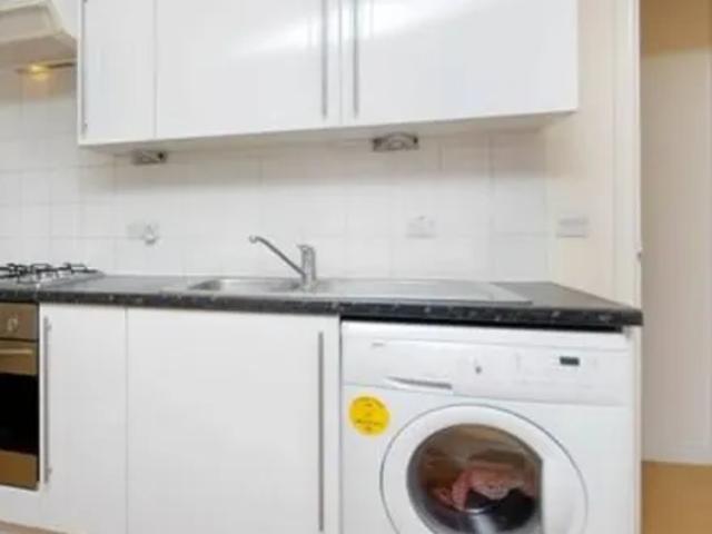 331 Romford Road, London, E7 0QQ, United Kingdom | 2 bed apartment for rent #149385162 | Rentberry