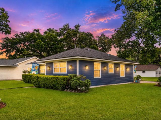 331 Redwood Street