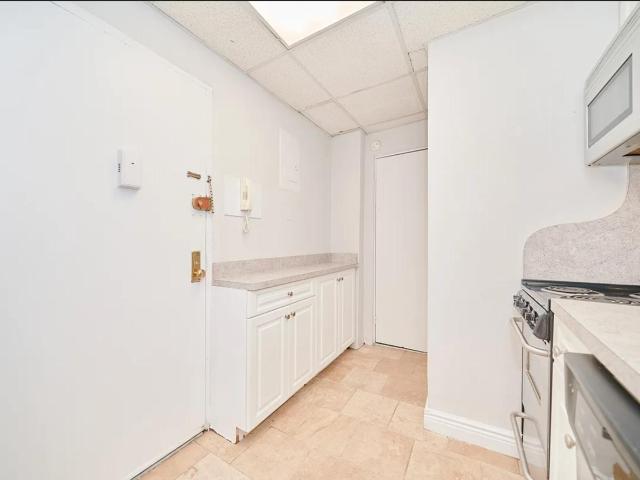 331 W 43rd Street 4A