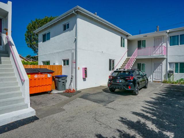 331 W Windsor Road