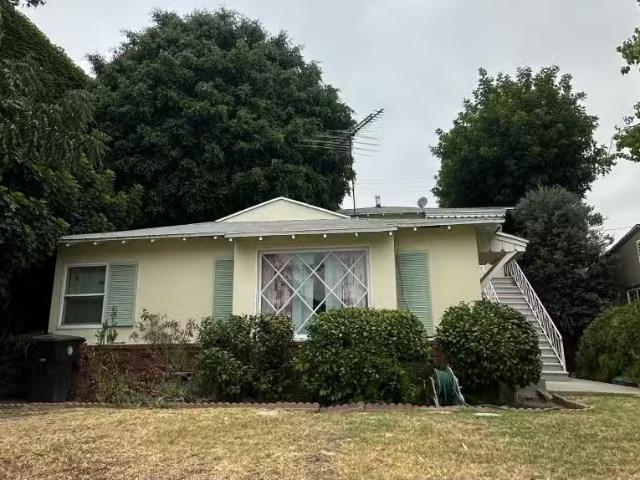331 W Alameda Ave #C, Burbank, CA 91506