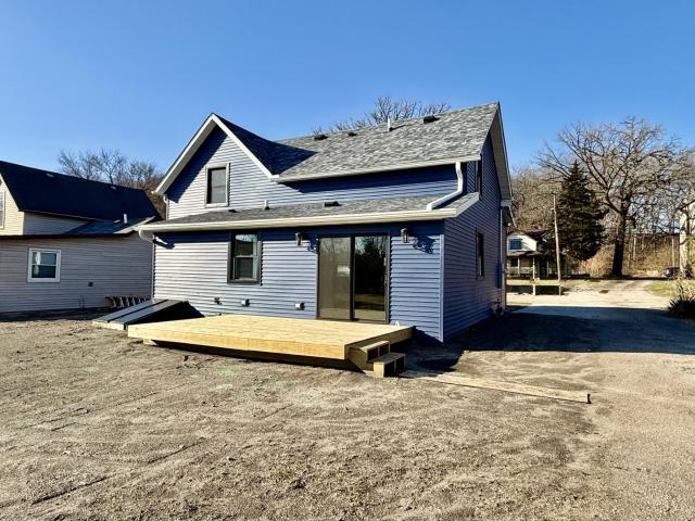 331 W Lincoln Street