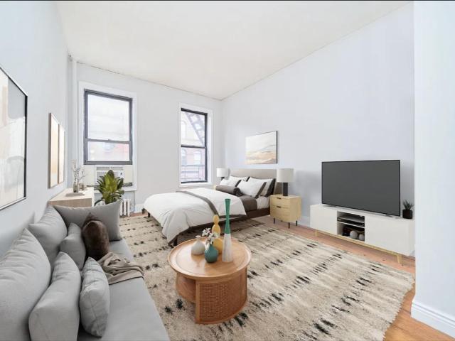 331 West 43rd Street, New York, NY