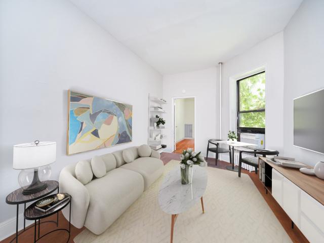 331 West 43rd Street, New York, NY