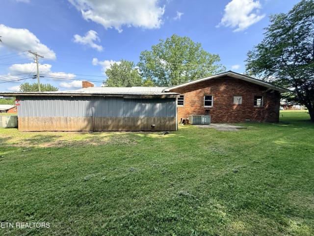 331 White Oak St