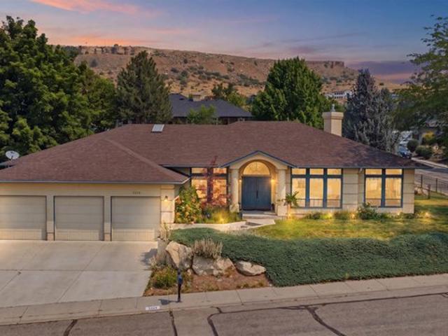3324 E Boulder Heights Dr, Boise, ID 83712