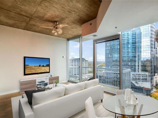 3324 Peachtree Road NE 1403