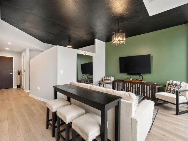 3324 Peachtree Road NE 1616