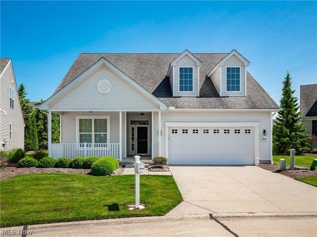 33253 Waterview Ct Unit F5, Avon Lake, OH 44012