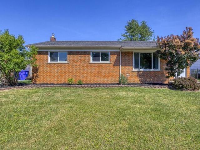 33250 Janet Ave, Fraser, MI 48026