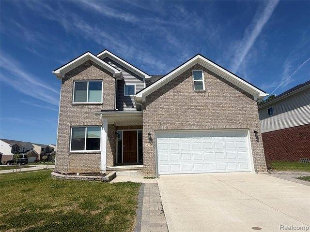 33259 Blue Spruce Dr, Sterling Heights, MI 48310