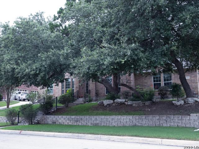 3325 Navasota