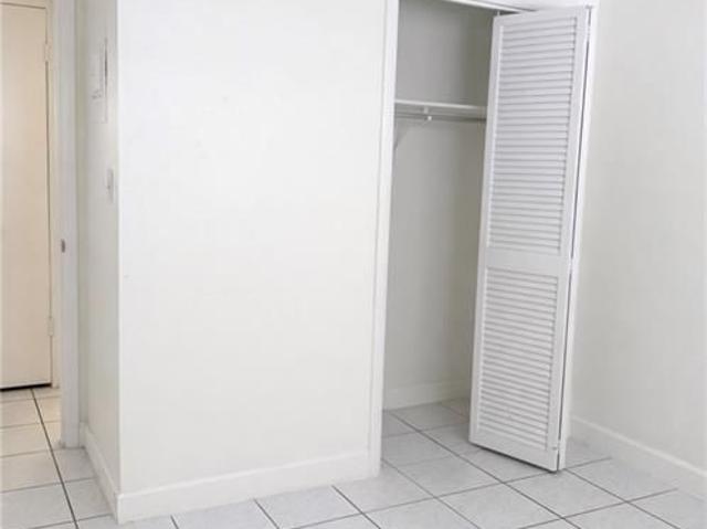 3325 Airport Rd N Unit R3, Naples, US, FL