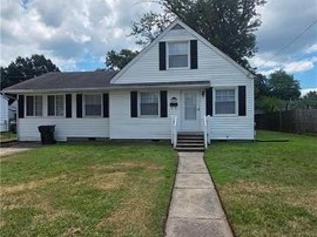 3325 Greenwood Dr, Hampton, VA 23666