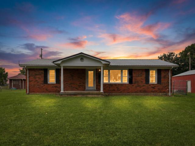 3325 Greenup Road