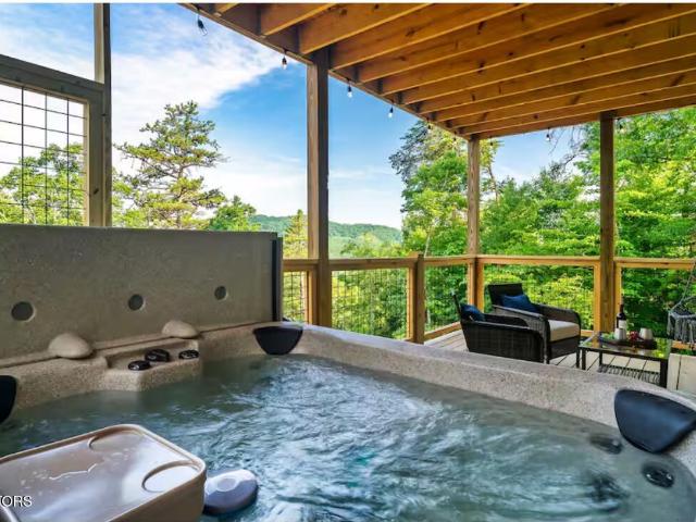 3325 Grouse Ridge Lane