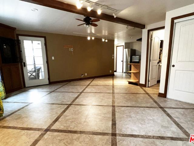 3325 Harbor Boulevard 1/2