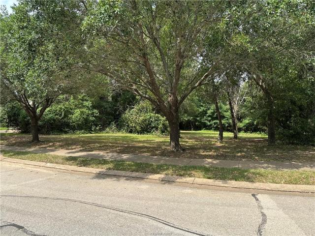 3325 Legacy Ct, Bryan, TX 77802 | MLS #26001