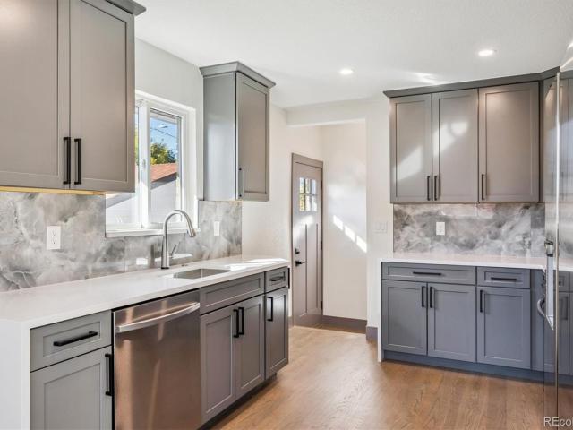 3325 Poplar Street # 3325