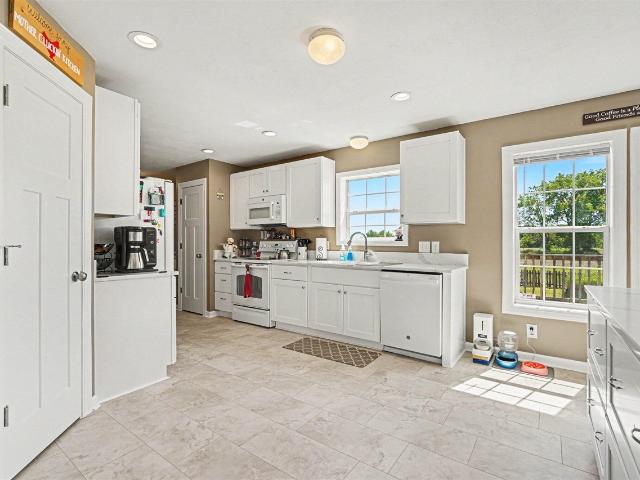 3325 Price Road