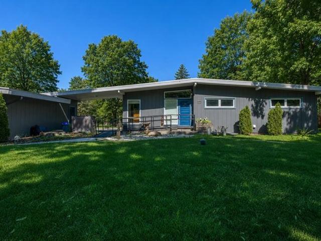 3325 Wilshire Rd, Brookfield, WI 53045