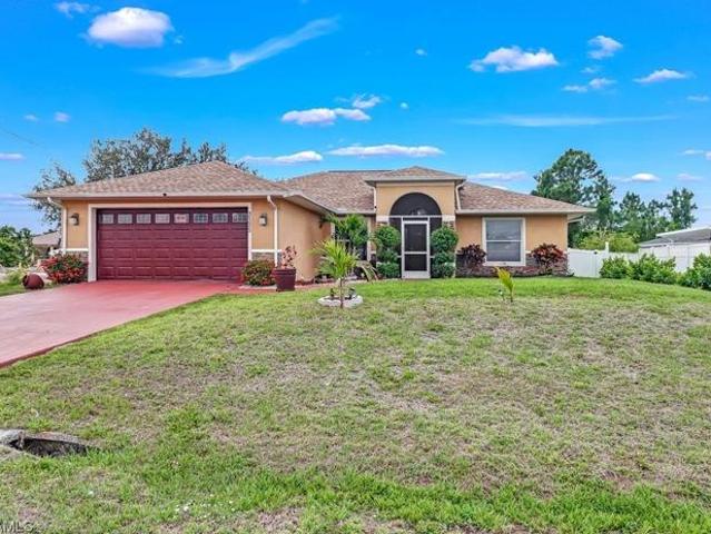 3325 15th St W, Lehigh Acres, FL 33971