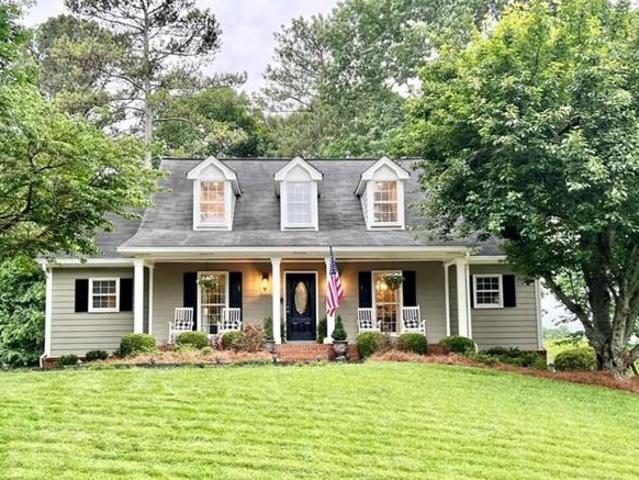 3326 Maple Ridge Ct, Suwanee, GA 30024