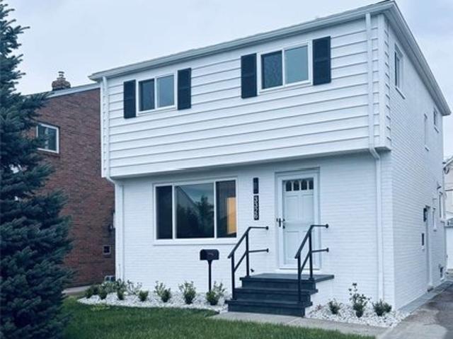 3326 Marioncliff Dr, Parma, OH 44134