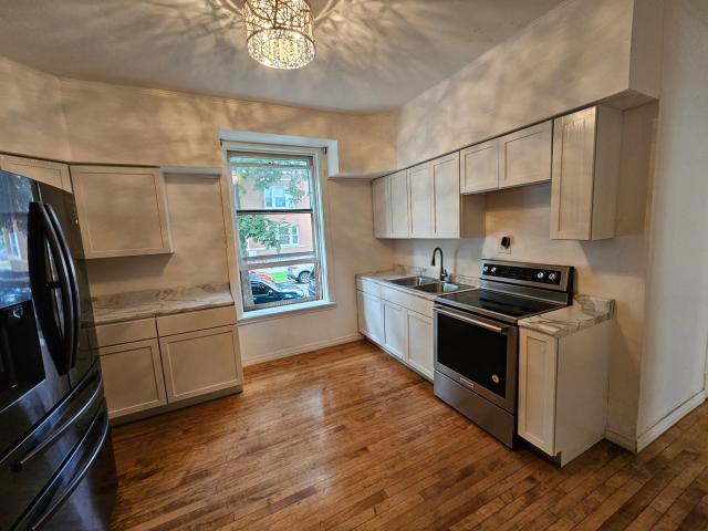 3326 N Karlov Avenue # 1