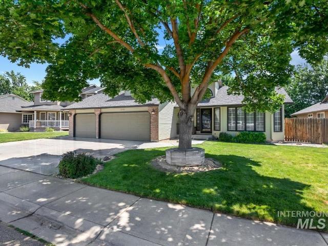 3326 N Linda Vista Ave