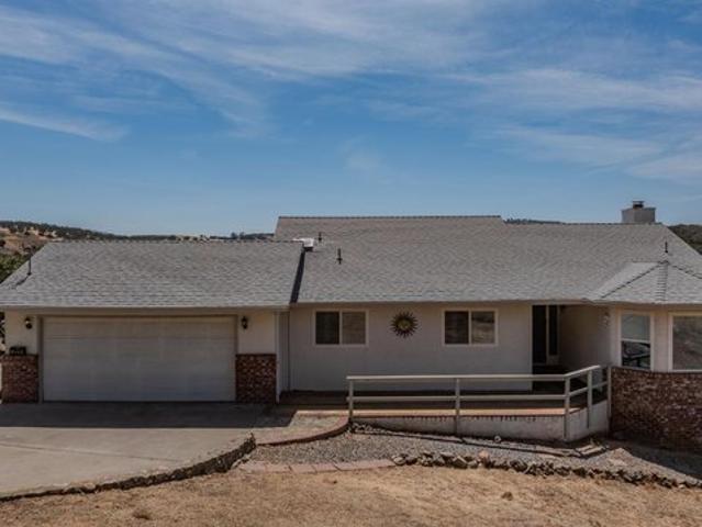 3326 Barde Rd, Valley Springs, CA 95252