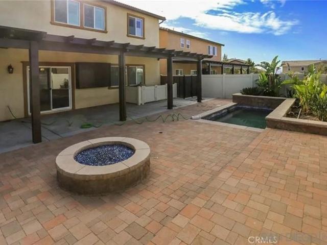 3326 Crowfoot Rd, San Bernardino, CA 92407