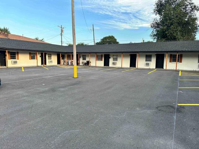 3326 E Marshal Apartments 1 Bedroom Apartment for Rent at 3326 E Marshall St, Tulsa, OK 74115 Sequoyah