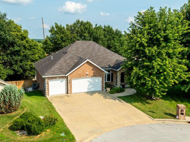 3326 S Juniper Ave, Springfield, MO 65804