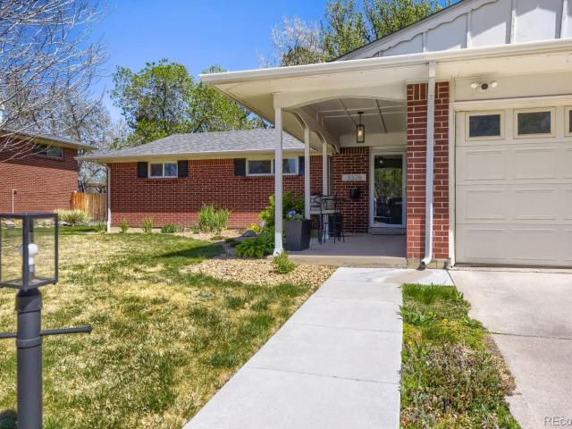 3326 S Verbena Court